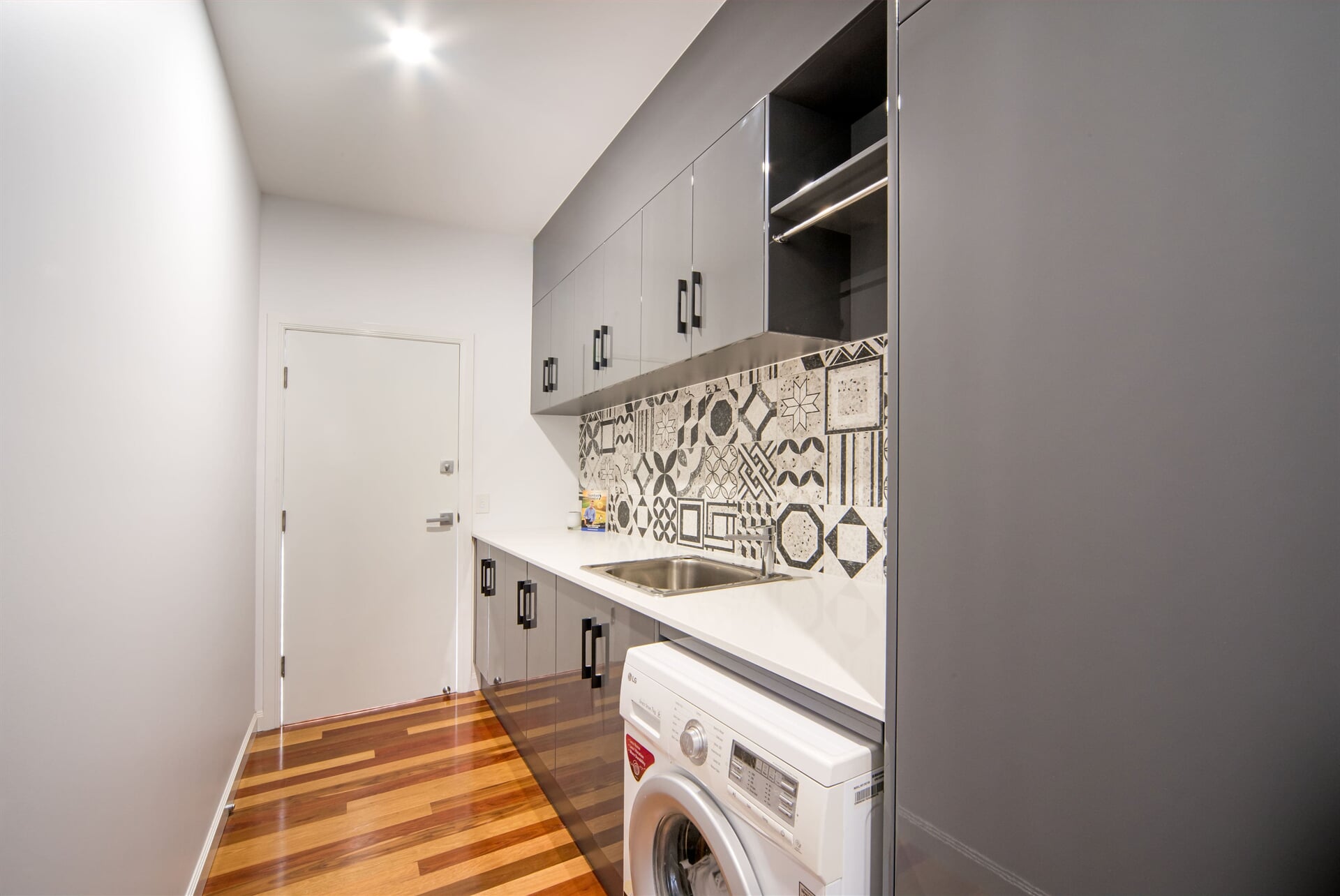 Laundry – Scott Gummow Kitchens